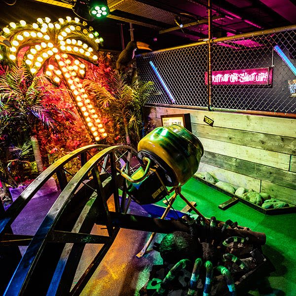 Leeds Crazy Golf And Epic Cocktails Junkyard Golf Club